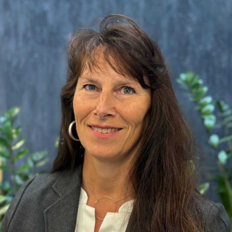 Brigitte Lange - Robert Geiger Technische Bauteile GmbH